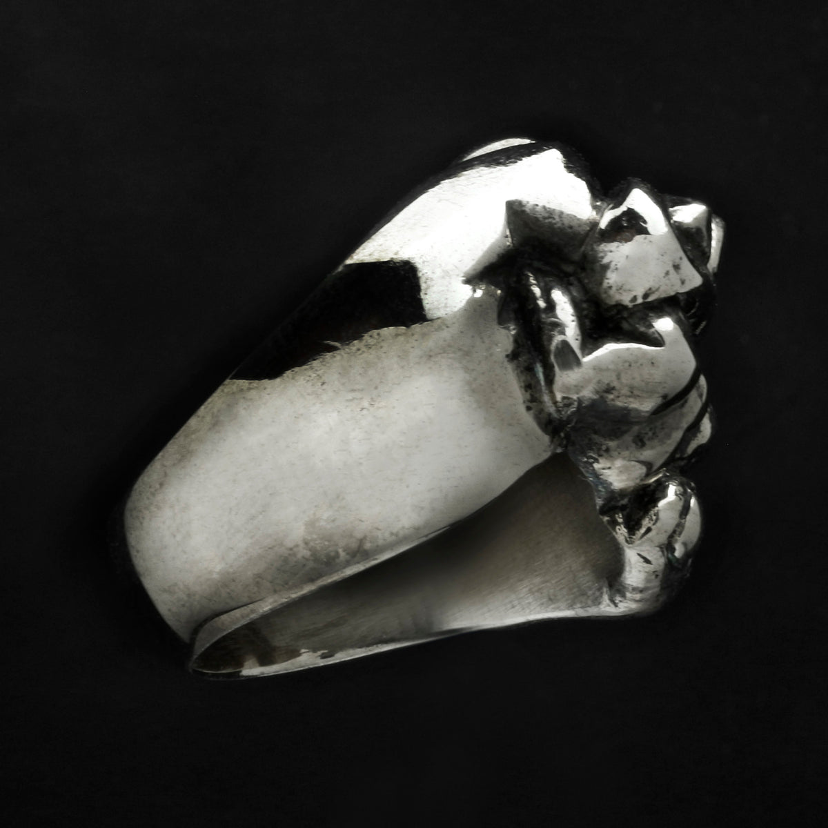 Knuckle Duster Fist Ring – Big Joes Biker Rings